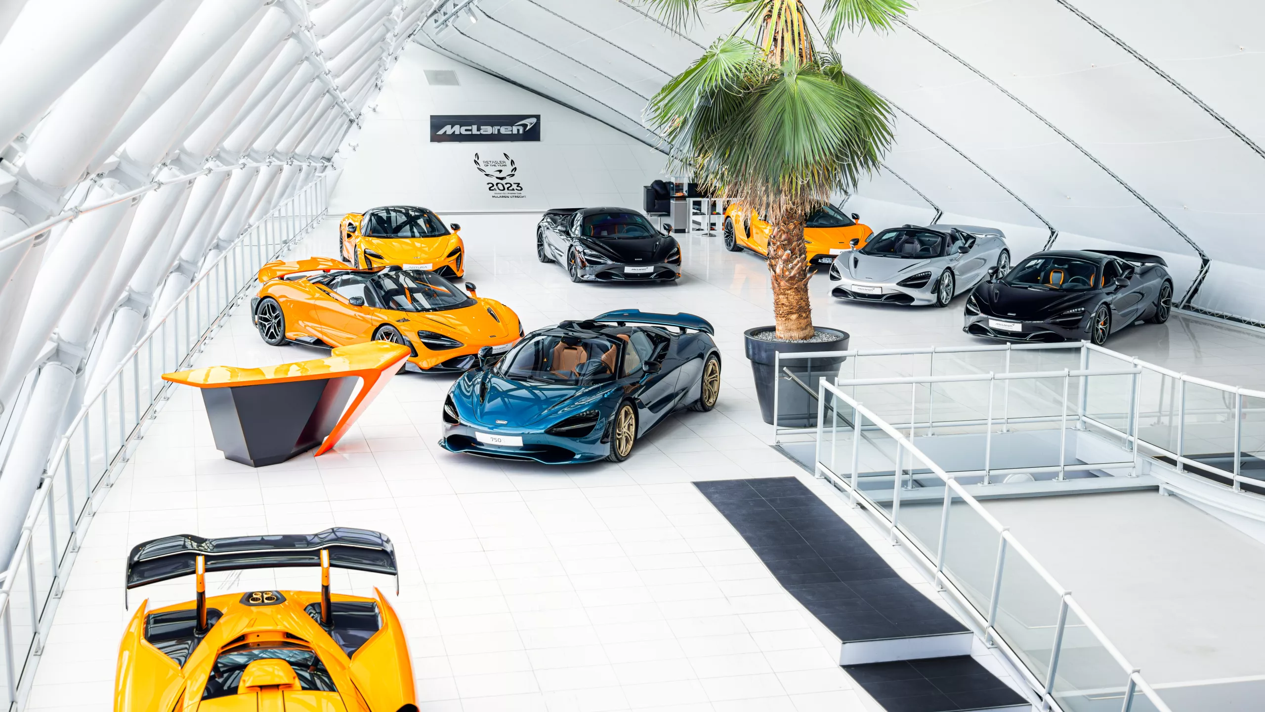 McLaren Utrecht dealer van het jaar West-Europa - Louwman Exclusive